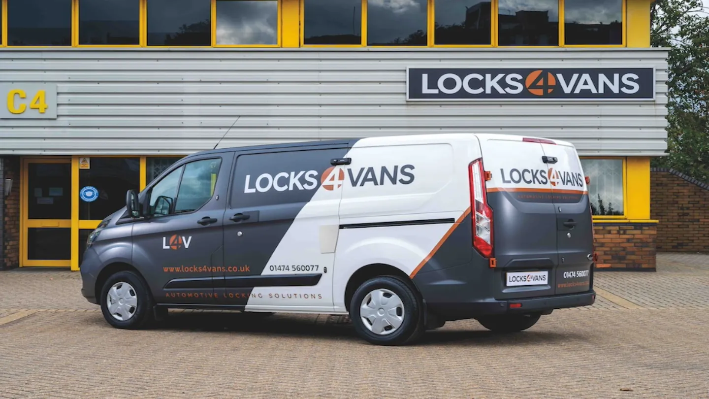 Locks 4 Vans: Attack minded - What Van?